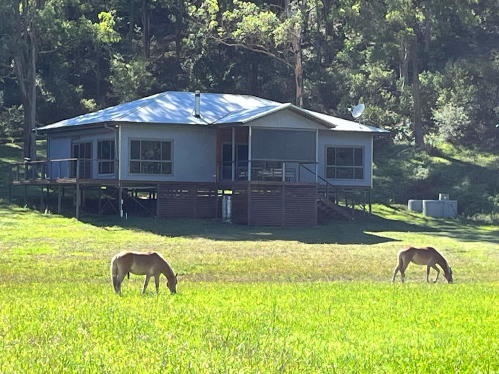 The Back Forty Solar Cottage - Hunter Valley