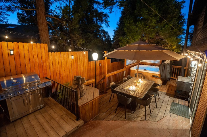 Summer Escape Near Lake Arrowhead Village - Crestline, CA