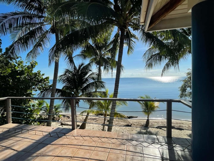Cozy Room For The Budget Traveler In Maya Beach - Belize