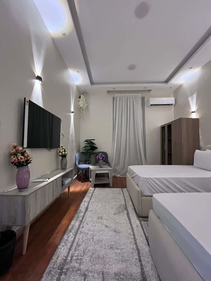 New Royal Studio - Cairo