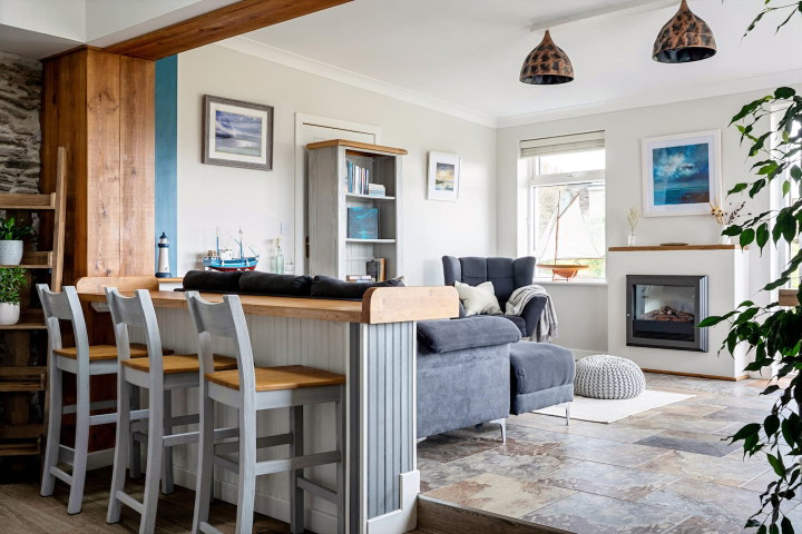 Ocean Blue Coastal Cottage With Sea View, Dingle - Dingle Peninsula