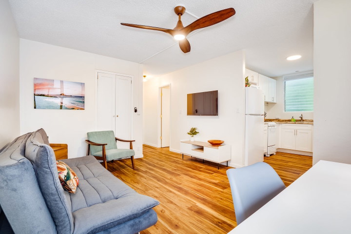 Pe 201 1 Block To Waikiki Beach, 1bdrm, 1 Bath - Hawaii