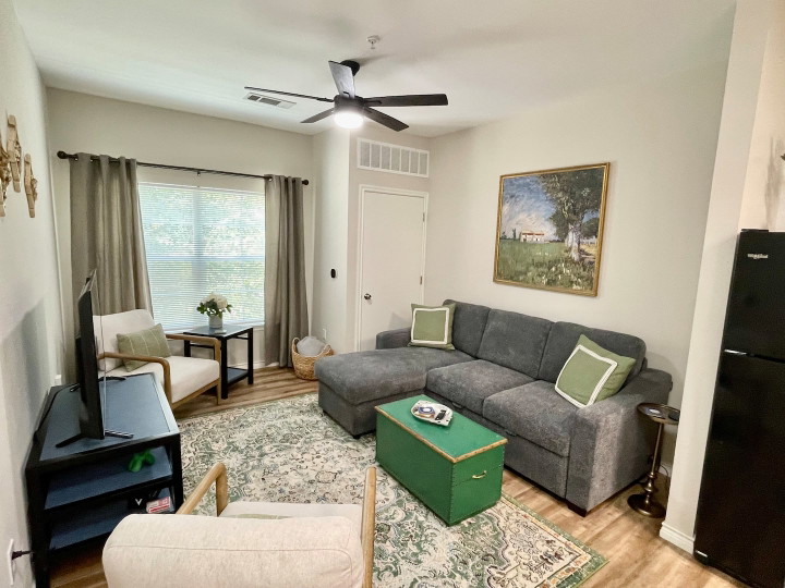 Cozy Campus Condo- Steps To Osu! - Stillwater, OK