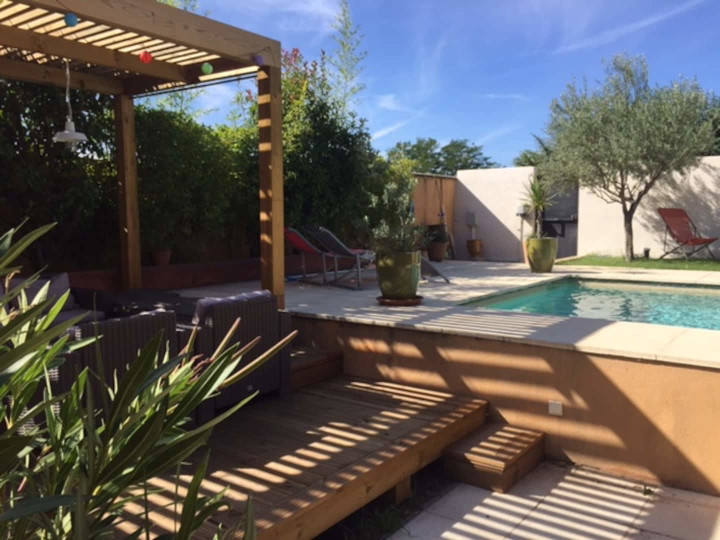 Logement De Charme Avec Piscine - Venelles