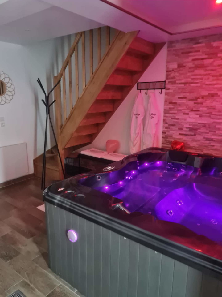 Maison Cosy Avec Jacuzzi.wifi+tv - Oise