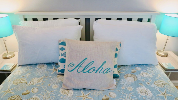 Aloha Suite Near The Sea I, 3 Block Walk To Beach! - Honolulu, HI
