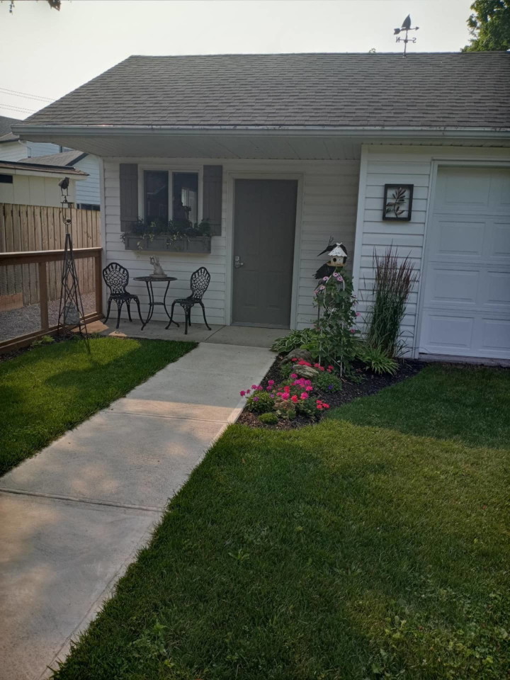 3 Bedroom Home In The Heart Of Goderich - Goderich