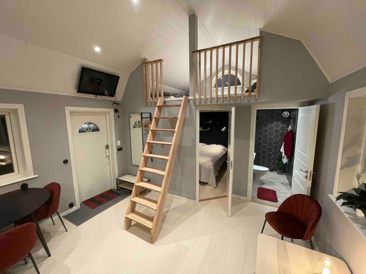 Guest House With Private Parking And Entrance - Jönköping