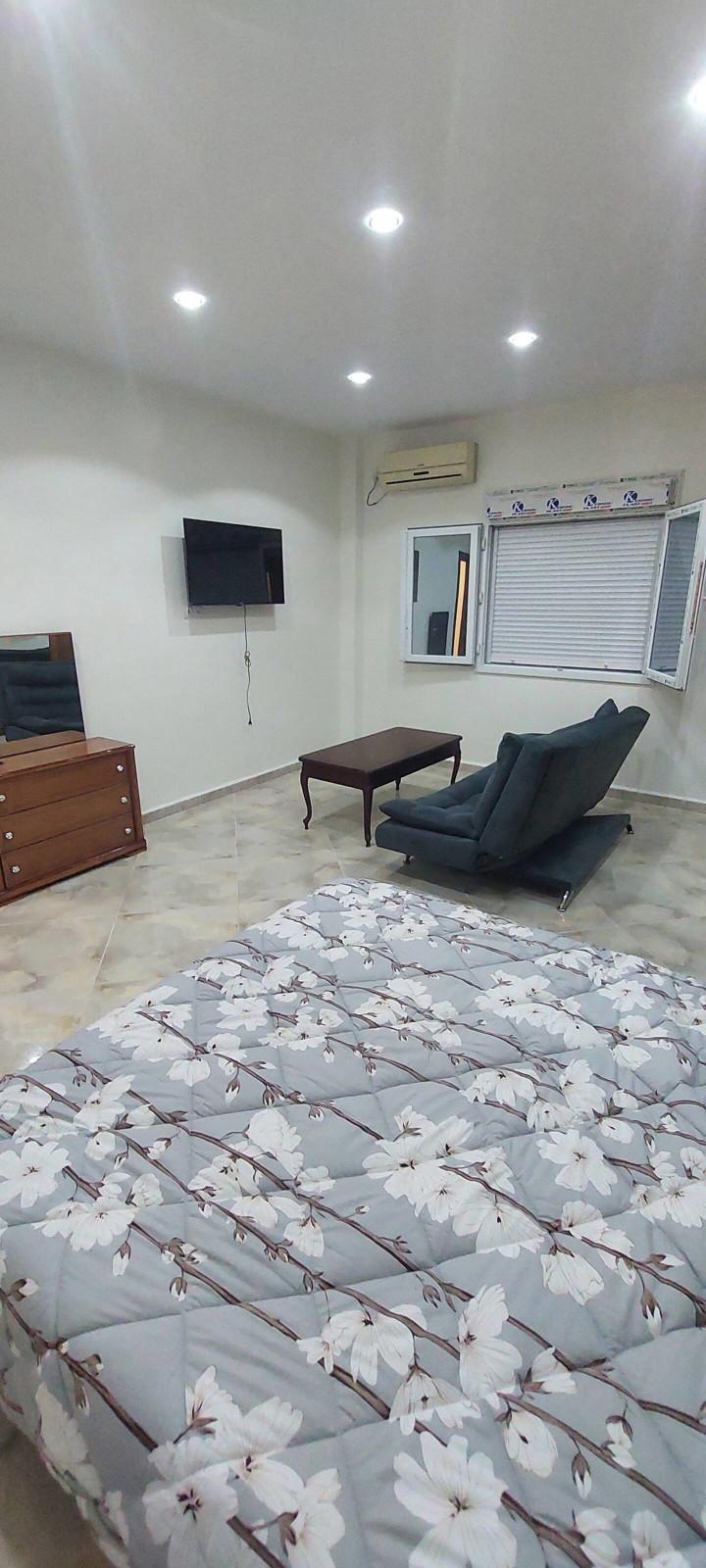 Cozy House
Niveau De Villa De 60m² Et Grand Jardin - Oran