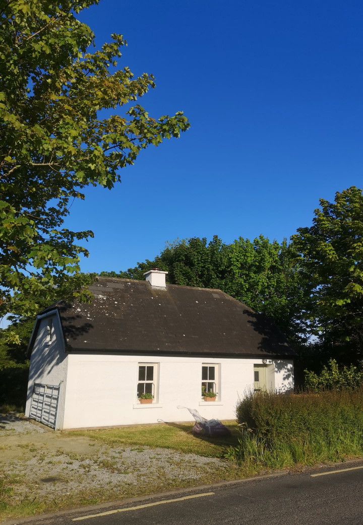 Ballybunion Escape Charming Newly Restored Cottage - Listowel, Ireland