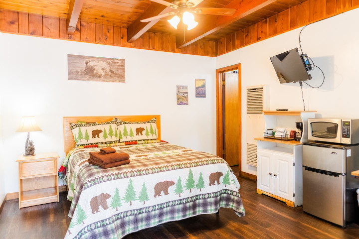 12: The Wee Washoe Pet-friendly Studio - South Lake Tahoe, CA