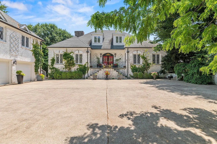 Luxury Estate | Events, Weddings, Retreats - Lexington, KY