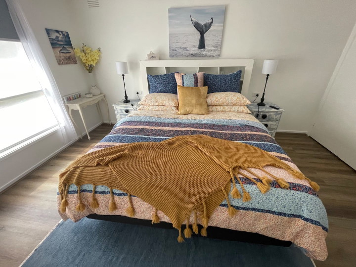 3 Mins Walk To Dromana Beach, King & Queen Bed - Dromana