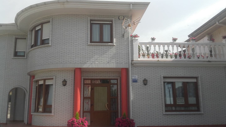 Casa Nueva Cerca Del Parque De Cabarceno - Santander
