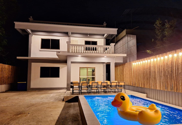 Number 8 Poolvilla Bangkok - Bangkok