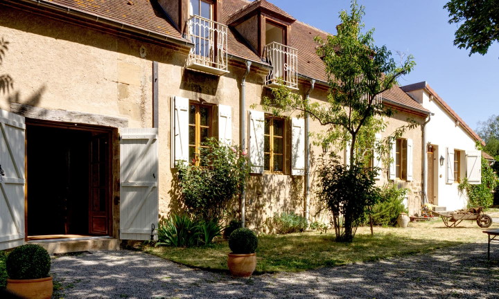Charmant Ruim Familiehuis - Allier