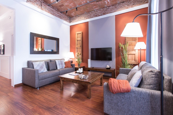 Serennia Comfort 3 - 4bedrooms Apart - Barcelona