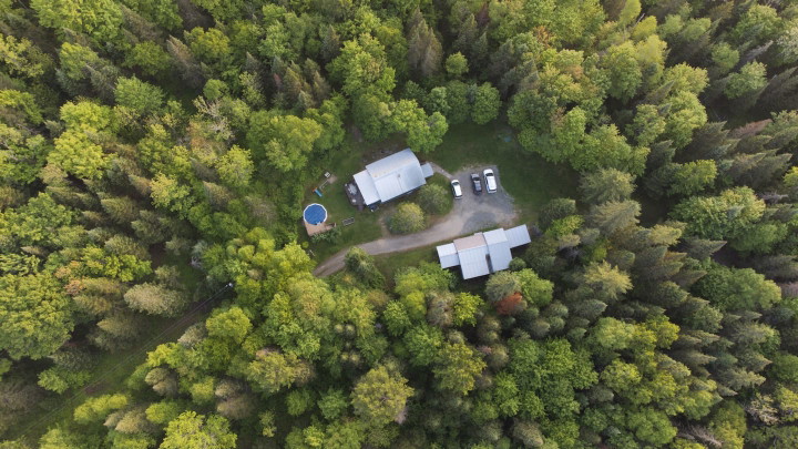 Havre De Paix Au Coeur De La Forêt - Laurentides
