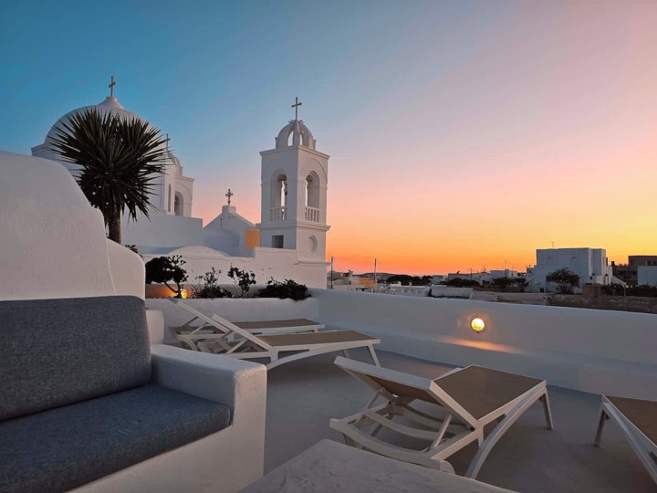 Traditional Village House 'Alba Lily' With Heated Plunge Pool - Santorini