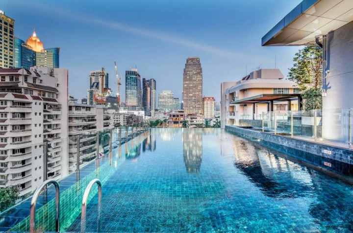 2nd Floor Bangkok City Center/asok/convenient Transportation/near Bts Mrt/studio Apartment With Bathtub - Bangkok