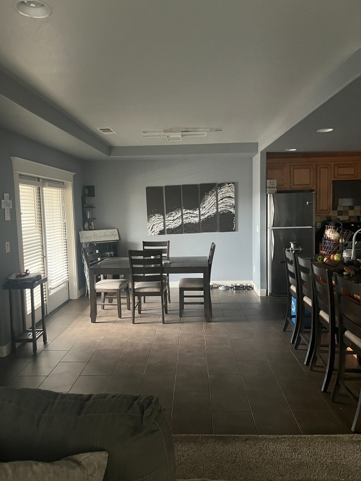 Great Condo In A Safe Neighborhood Near Medical - Medford, OR