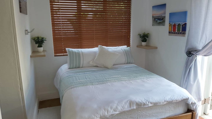 Adorable Studio With Patio - Paarl