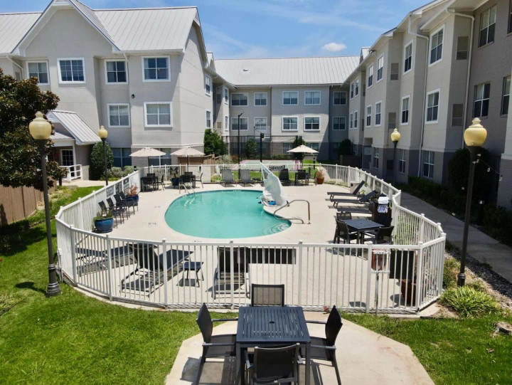 Close To Dfw Airport| Pet-friendly. Free Breakfast - Grapevine, TX