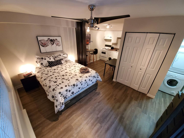 Beautiful Furnished Studio, Downtown Hull (87-2) - Gatineau