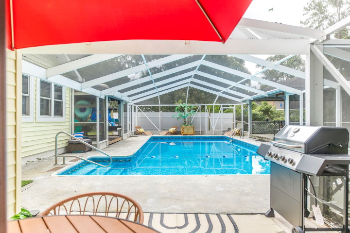 Farmhouse Estate | Screened Pool · Game · 3 Kings - Warner Robins, GA