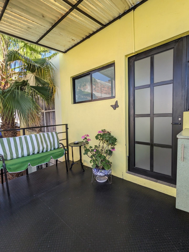 Centrally Located Apartment - Querétaro