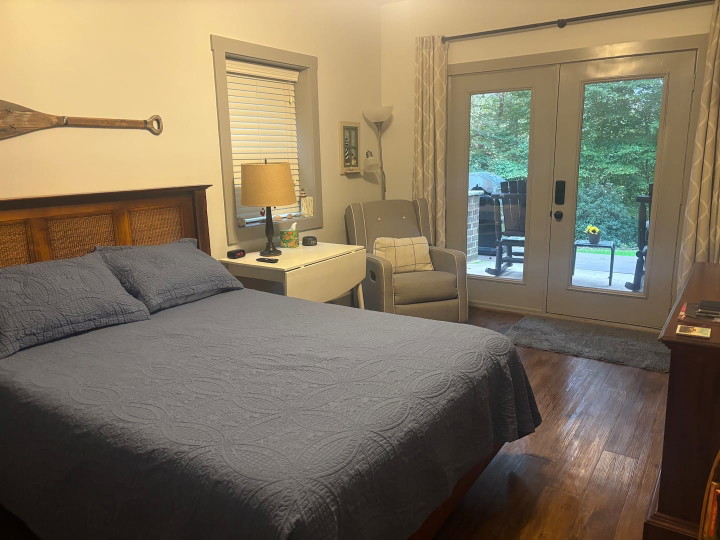 River & Pool View With Q Sleep# Bed And 2 Bunks. - Huntsville, AL