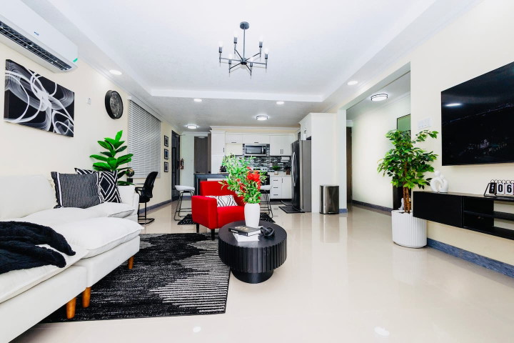 Kellys Luxury Suite - Where Comfort Meets Style. - Jamaica