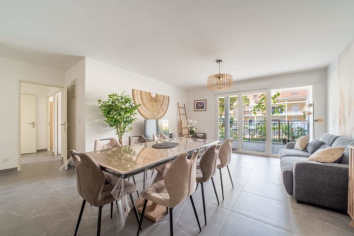 Appartement Cosy + Terrasse En Plein Centre-ville - Draguignan