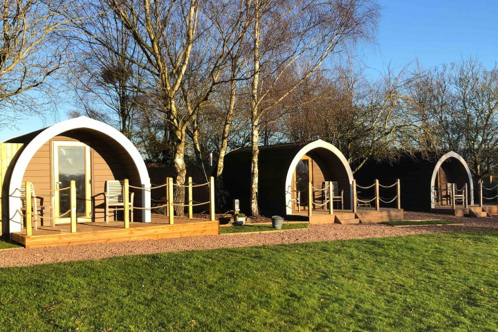 Luxury Glamping Pods  - Private Hot Tub - Ledbury