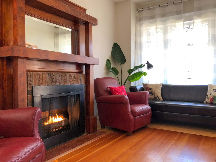 Kids-friendly 3br | Walk To Downtown | Character - Alberta