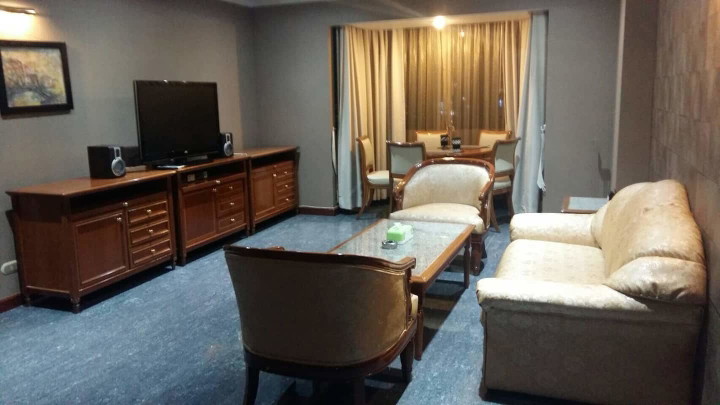 2br Condo@omni, Bts Nana - Bangkok