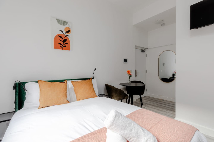 Comfortable & Bright Studio Steps To Kensington - Brentford