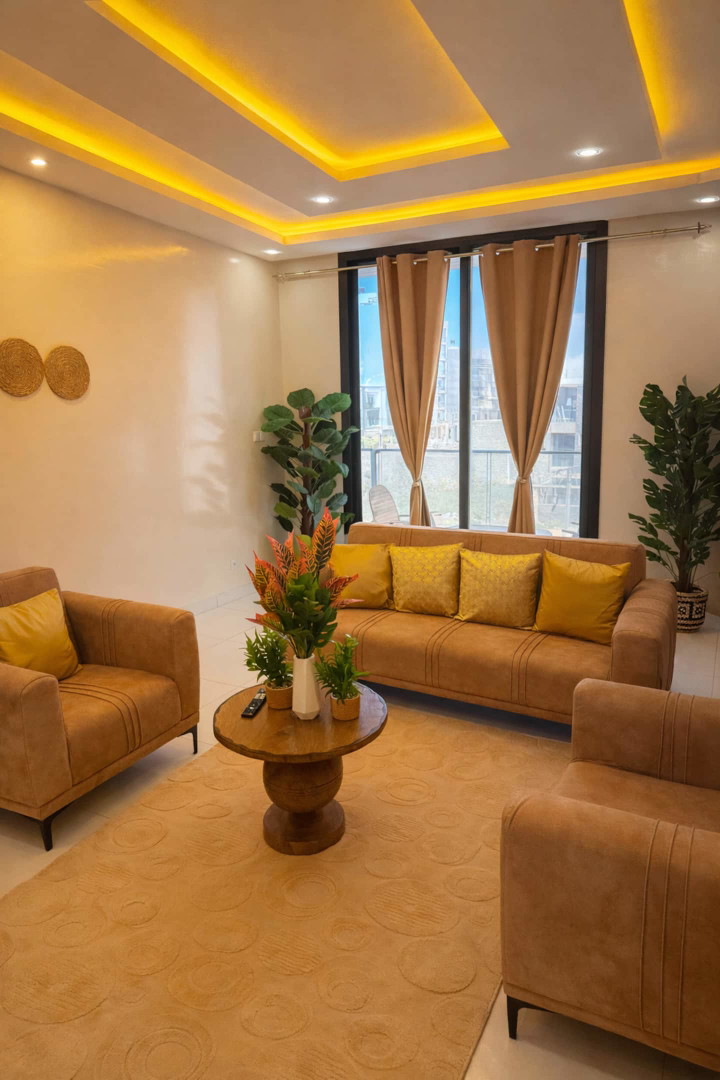 Golden Luxe Retreat | 2br In Almadies W/ Balcony - Senegal