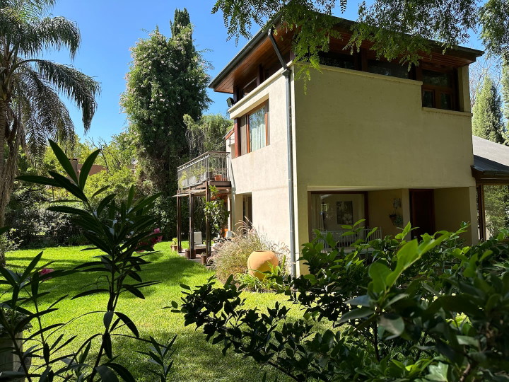 Casa Rodeada De Naturaleza, En Barrio Cerrado - Arroyo Seco
