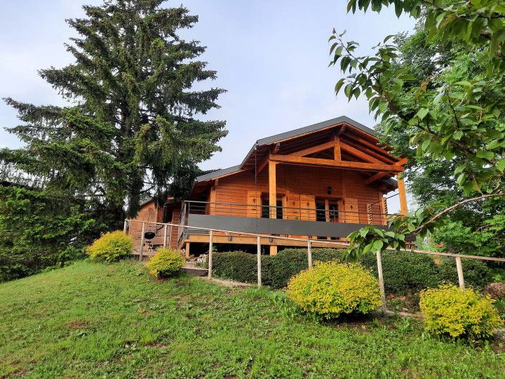 Chalet Haut-jura - Piscine Chauffée Sur Le Domaine - Jura