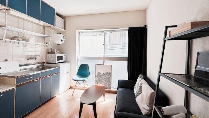 0 Minutes To The Downtown Area, Shopping Street And Poké Centre | Base For Island Tours And Business Trips | Apartment Hotel Takamatsu Urajiji, White Room 20. - Takamatsu