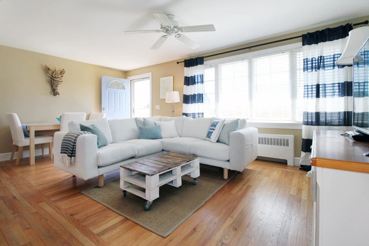 The Beach House - Charming Cottage Close To It All - Newport, RI