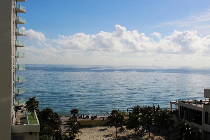 Beautiful Ocean-view Apartment, Right On The Beach - Aventura, FL