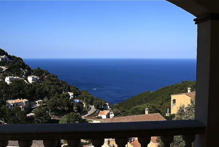 Catalan Villa On The Med: Pool, Jacuzzi, Views - Begur