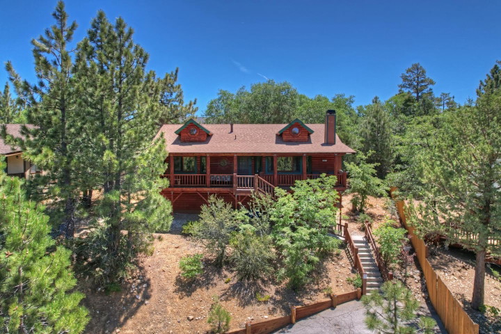 Bodet Chalet By Destination Big Bear : Beautiful Mountain Cabin! Wonderful Views! Luxury! - Califórnia