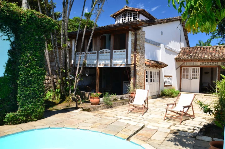 Historic Downtown House With Pool - Paraty
