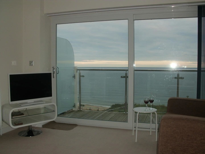 Modern Apartment With Stunning Sea Views, - Mudeford