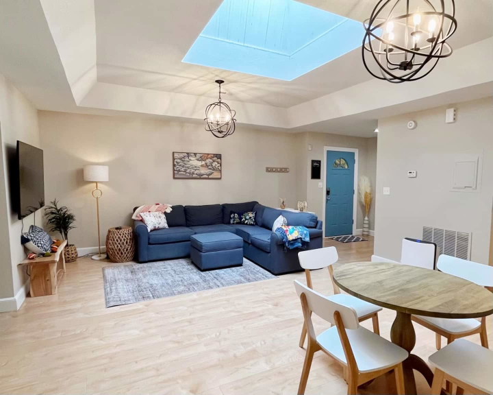 #Suitedreams Mass St Loft- Heart Of Downtown 2 Br! - Lawrence, KS