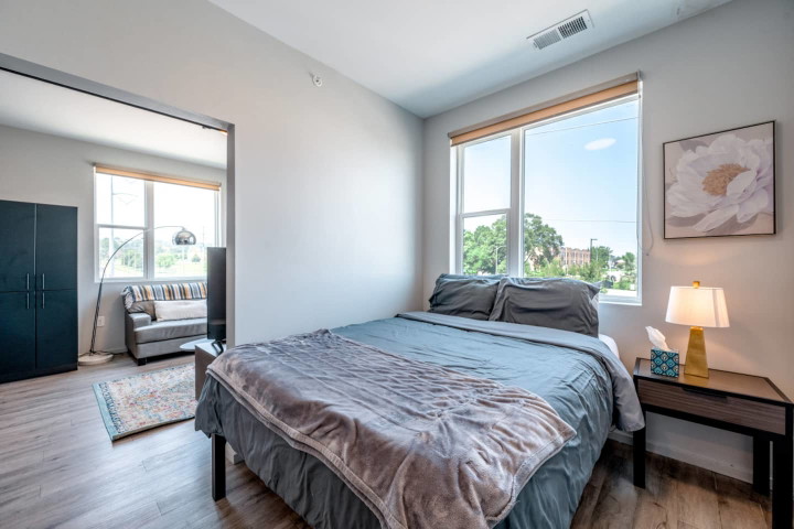 Modern Omaha 1bd| Gym | Fast Wifi | Netflix - Omaha, NE