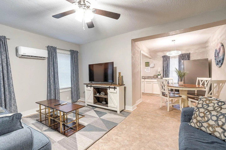 Midtown Bungalow Of Hattiesburg - Hattiesburg, MS